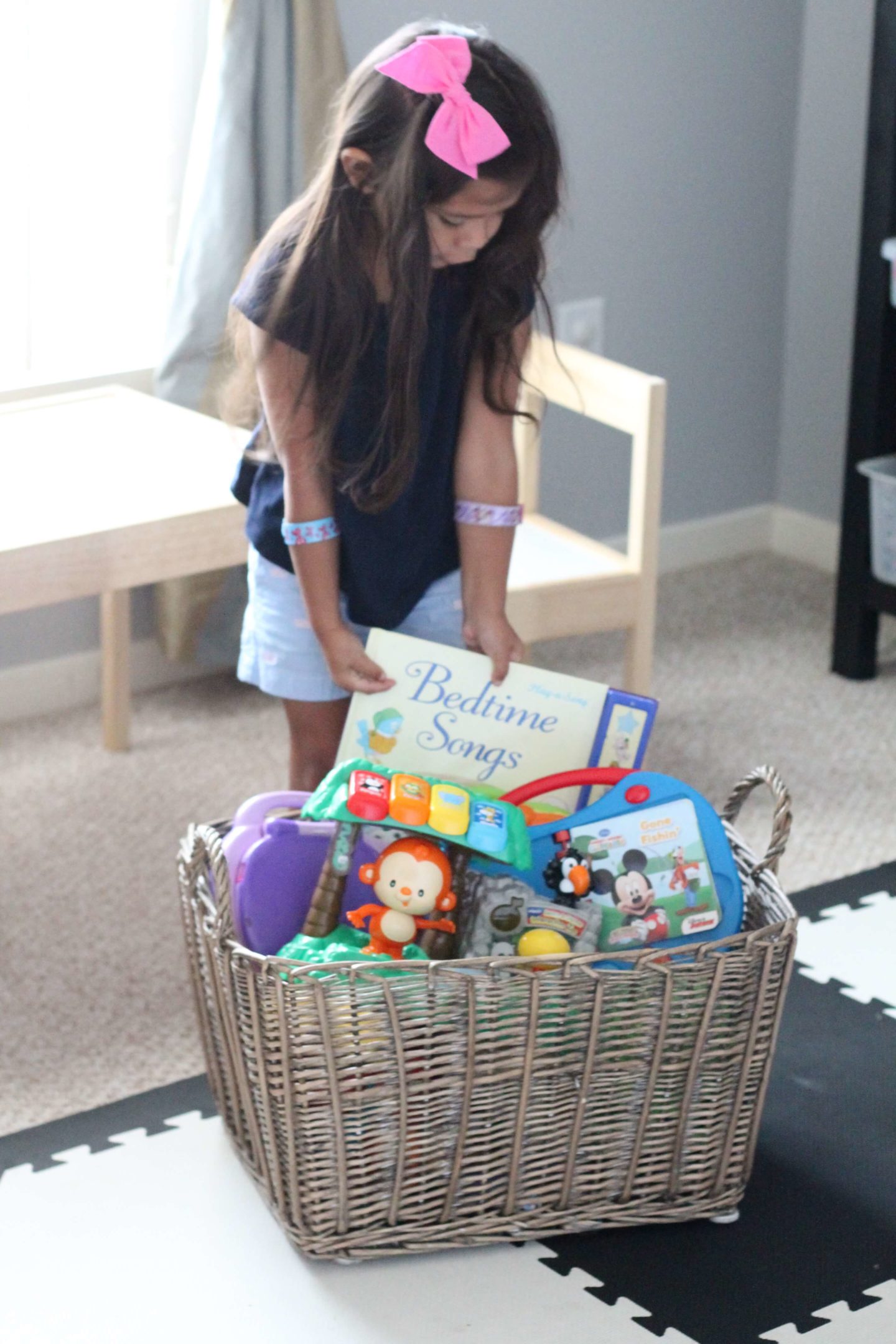 Teaching Your Child the Act of Service - Seven Graces